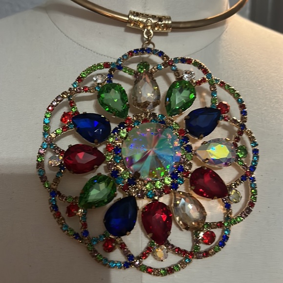 Miro | Jewelry | Nwt Miro Crystal Choker Earring Necklace Fashion ...